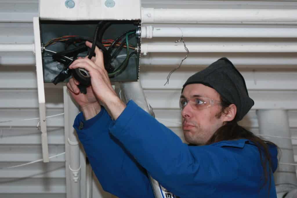 15 Electrician tips you should know - Kyle's Garage