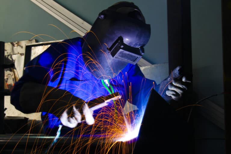 All You Need to Know about Welding safety aprons - Kyle's Garage